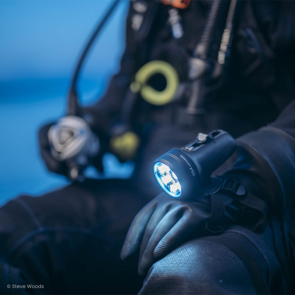 Sola 2000 Dive Light Manual | Shelly Lighting